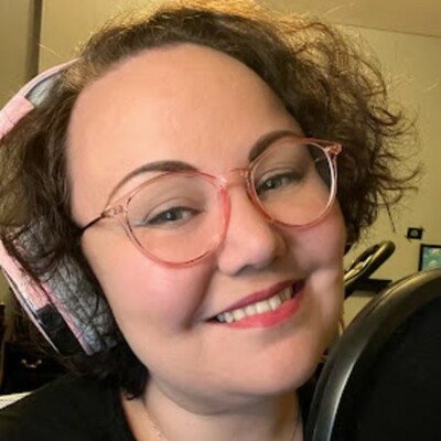 Leslie J Rising | Casting Call Club